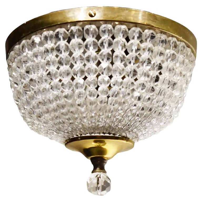 Small Elegant Pendant For Sale at 1stDibs