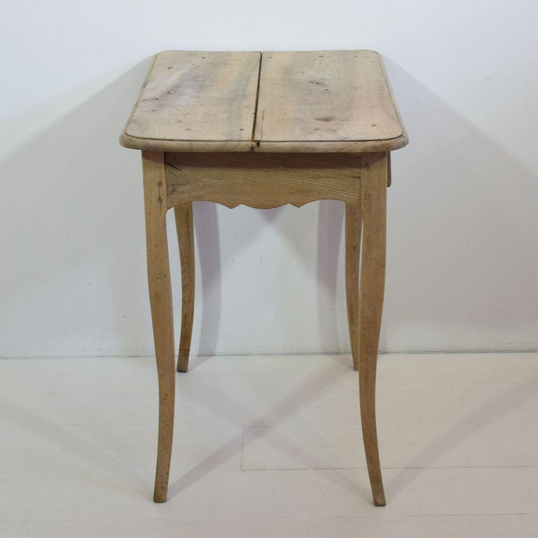 Small French 18th Century Louis XV Table For Sale at 1stDibs