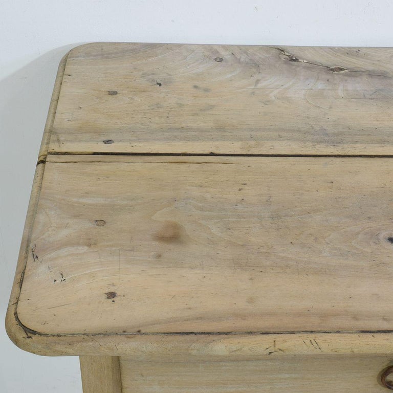 Small French 18th Century Louis XV Table For Sale at 1stDibs