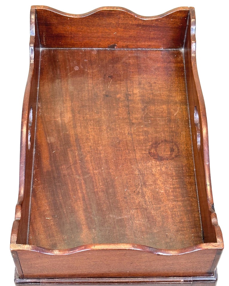 Small Georgian Mahogany Butlers Tray on Stand For Sale at 1stDibs