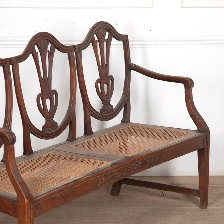 Small Georgian Mahogany Hepplewhite Style Settee For Sale at 1stDibs