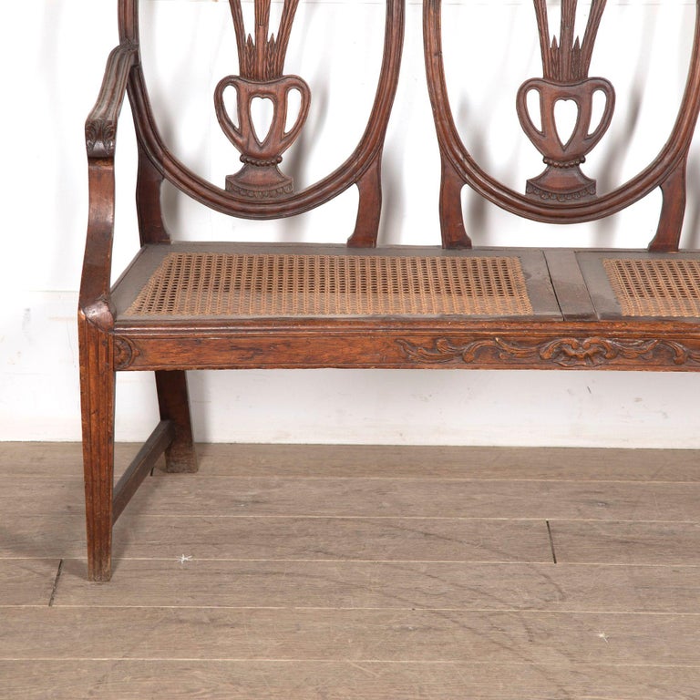 Small Georgian Mahogany Hepplewhite Style Settee For Sale at 1stDibs