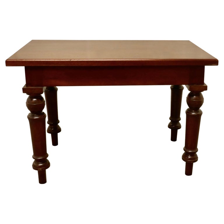 Small Mahogany Occasional Table For Sale at 1stDibs