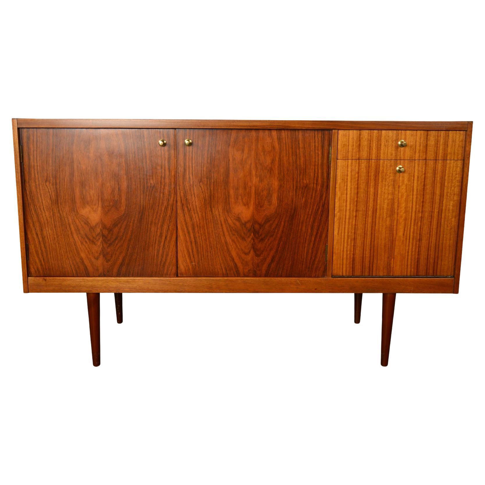 Mid Century Stow Davis Small Walnut Credenza For Sale at 1stDibs