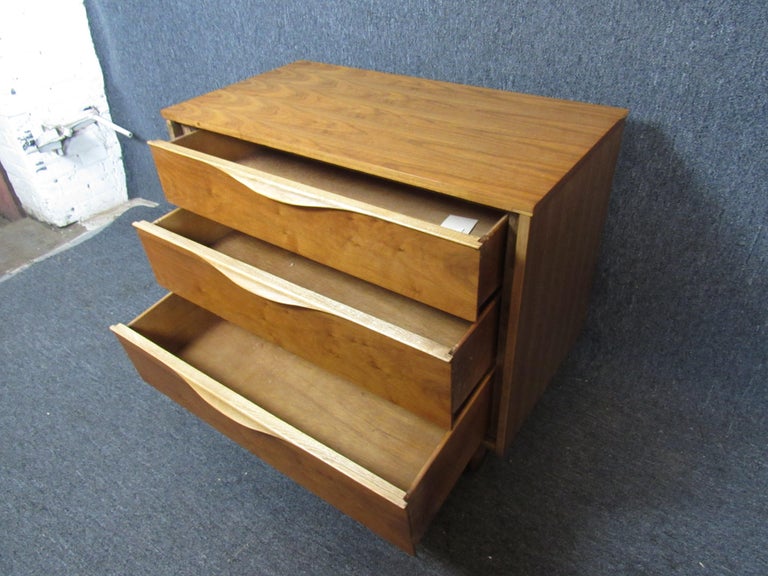 Small Mid-Century Walnut Dresser For Sale at 1stDibs