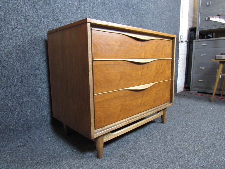 Small Mid-Century Walnut Dresser For Sale at 1stDibs