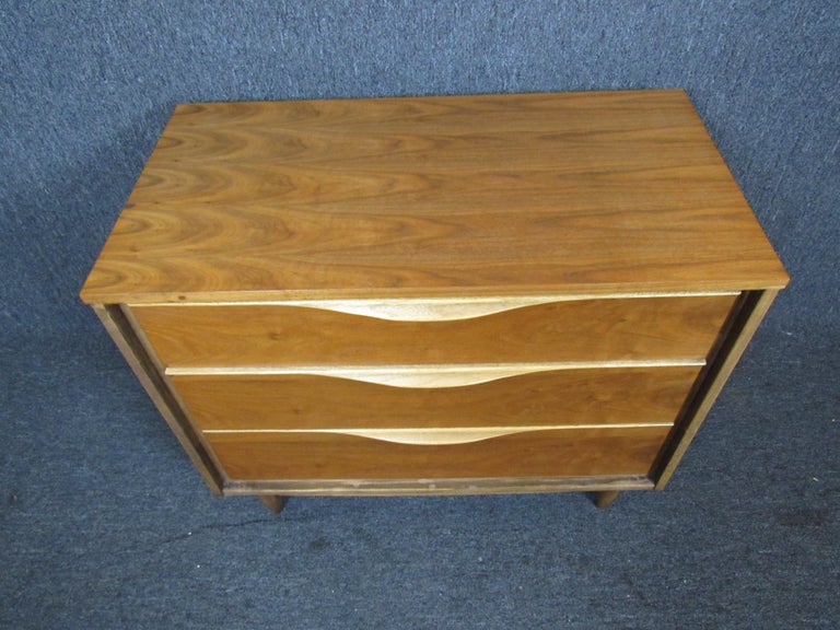 Small Mid-Century Walnut Dresser For Sale at 1stDibs