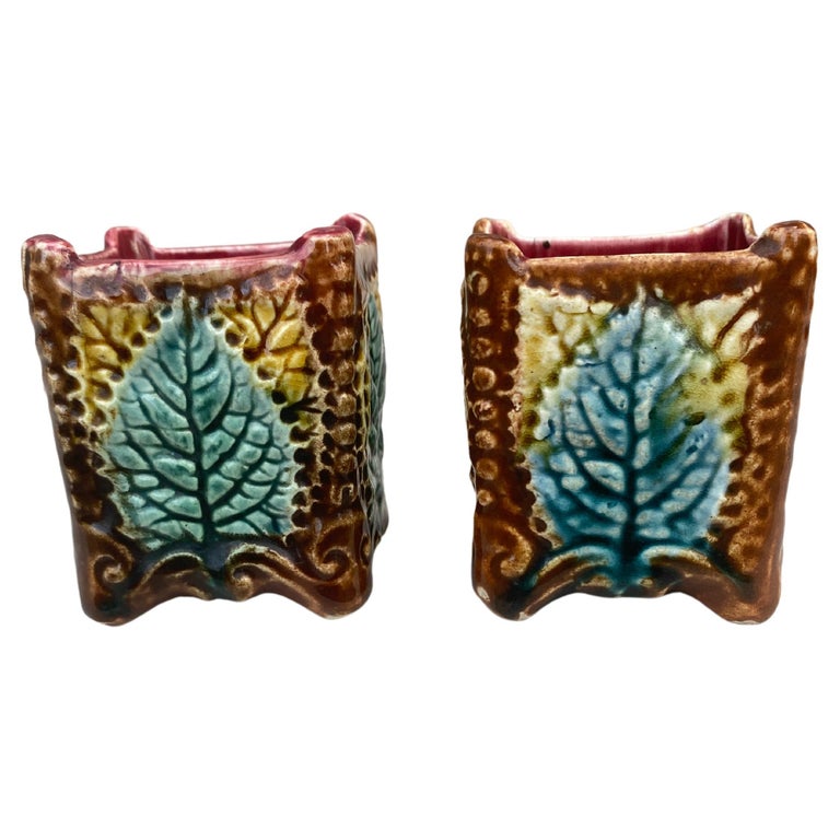 Small Pair of French Majolica Cache Pot , circa 1890 For Sale at 1stDibs