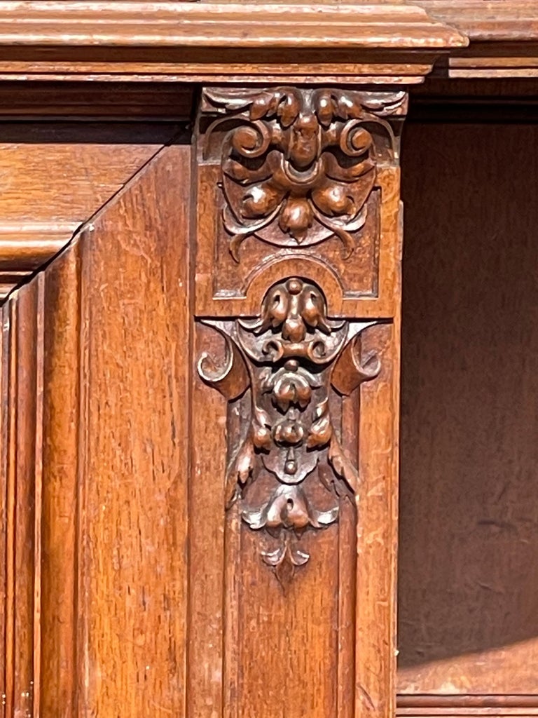 Small Renaissance Style Walnut Buffet, 19th century For Sale at 1stDibs