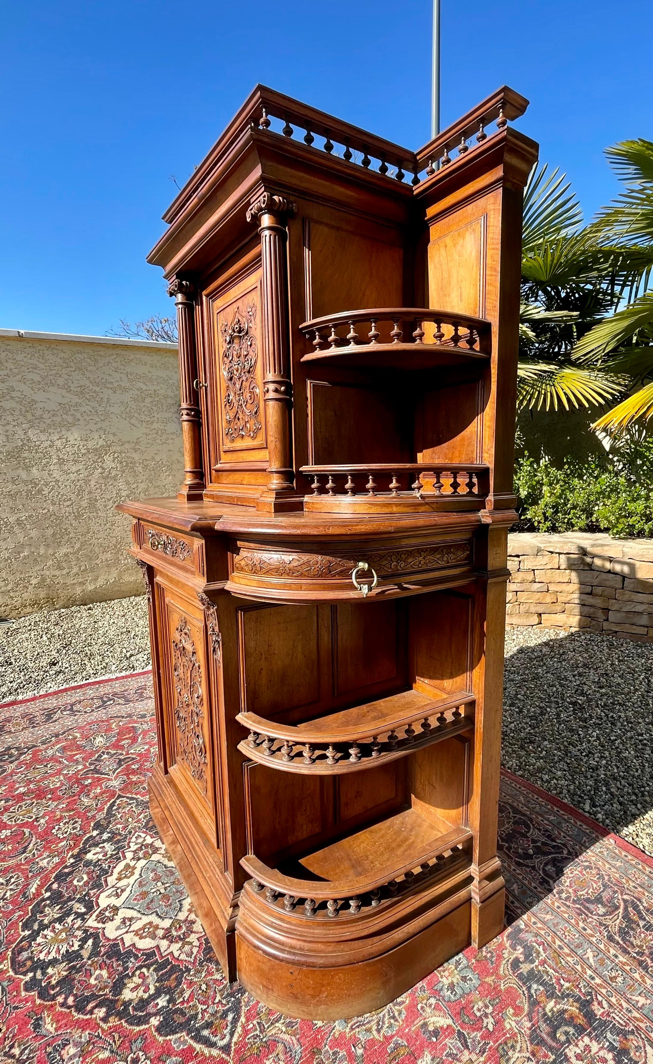 Small Renaissance Style Walnut Buffet, 19th century For Sale at 1stDibs