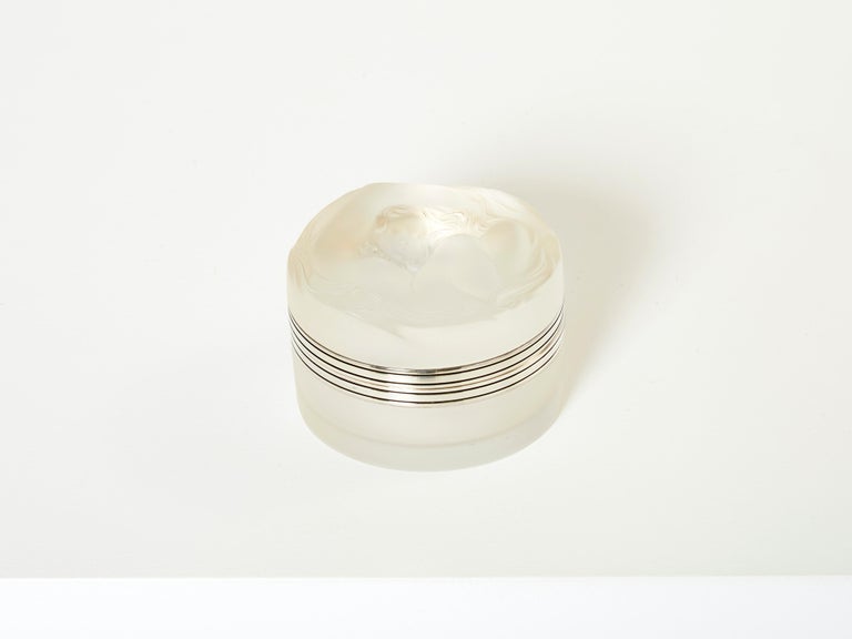 Small René Lalique Daphné Art Deco crystal powder box 1940 For Sale at ...