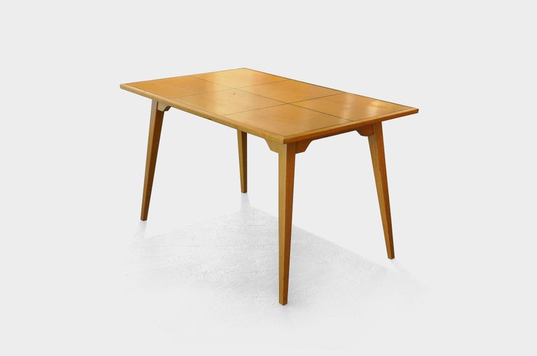 Small Swiss Modernist Dining Table by Hans Bellmann and Horgen Glarus ...