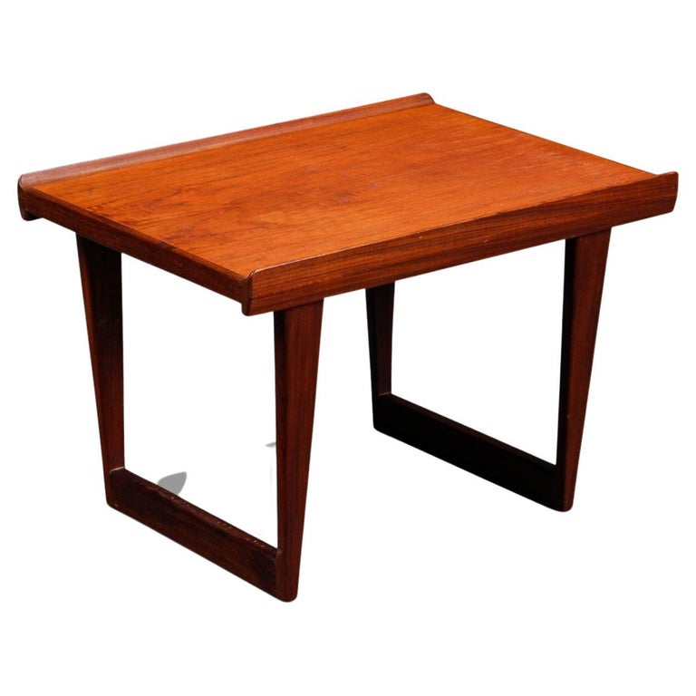 Small Teak Side Table by Peter Løvig Nielsen For Sale at 1stDibs