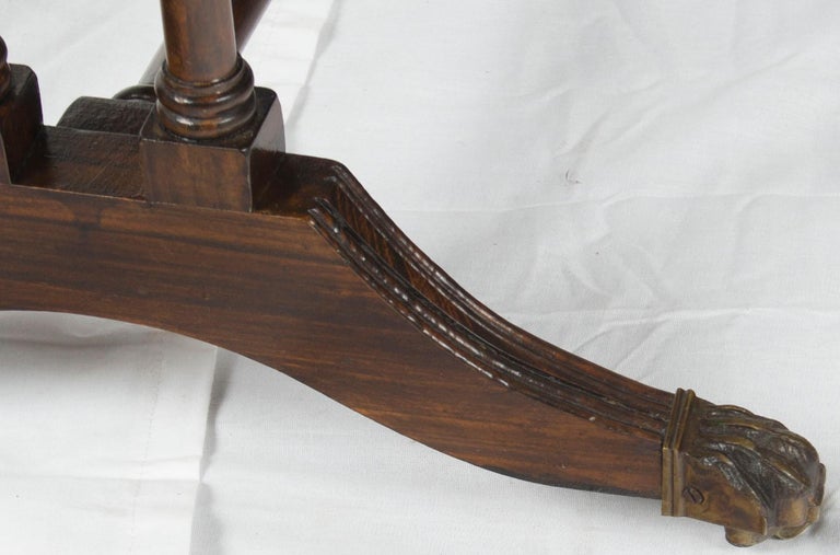 Small Two-Drawer Drop Leaf Coffee Cocktail Table For Sale at 1stDibs