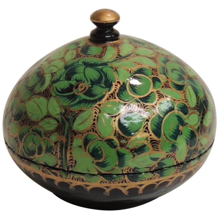 Small Vintage Green and Gold Hand Painted Indian Lacquered Jewelry Box ...