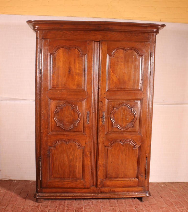 Small Wardrobe Armoire - Amazadesign