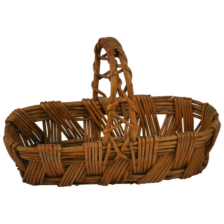 Small Willow Wicker Basket/Folk Art For Sale at 1stDibs