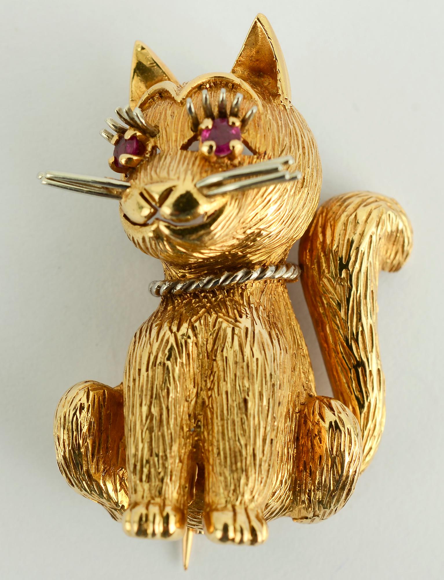 Smiling Cat Gold Brooch at 1stDibs