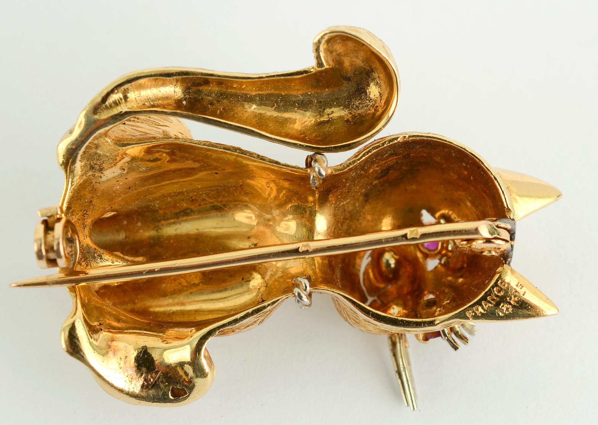 Smiling Cat Gold Brooch at 1stDibs