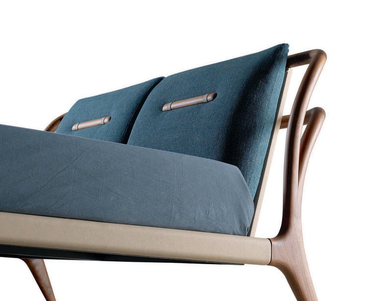 Smusso Solid Wood Bed, Walnut in Hand-Made Natural Finish, Contemporary ...