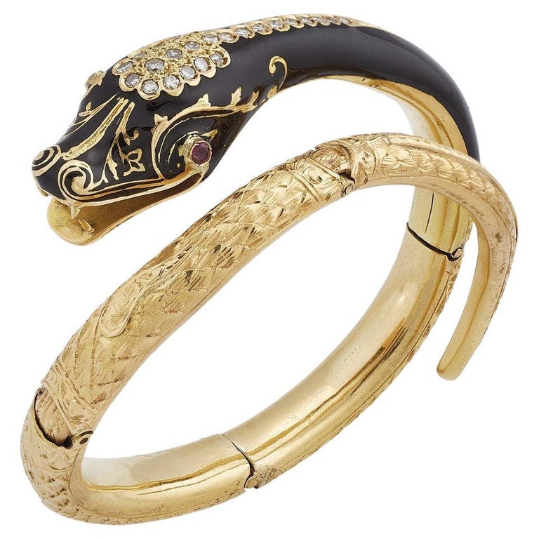 Bracelet jonc en or jaune 18 carats et émaux avec rubis et diamants en ...