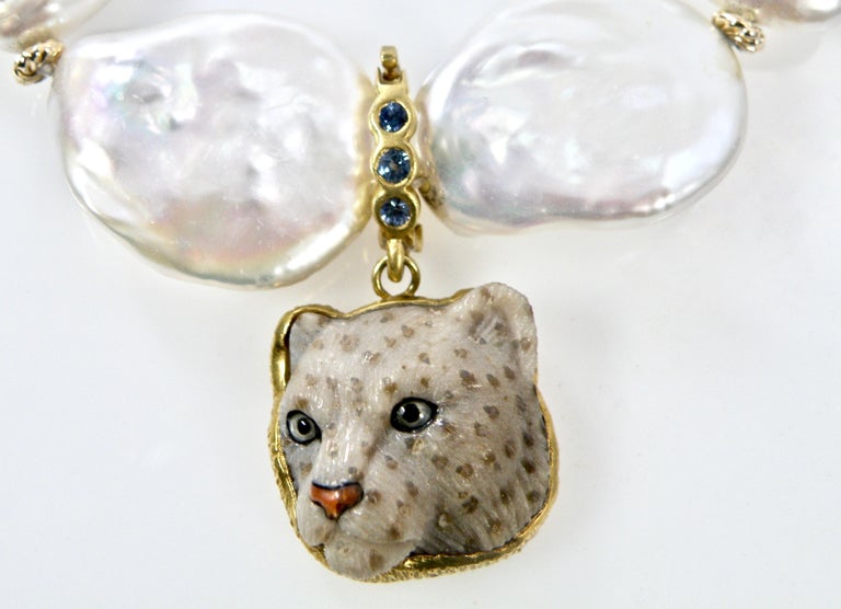 18K Sapphire Snow Leopard Pendant For Sale at 1stDibs