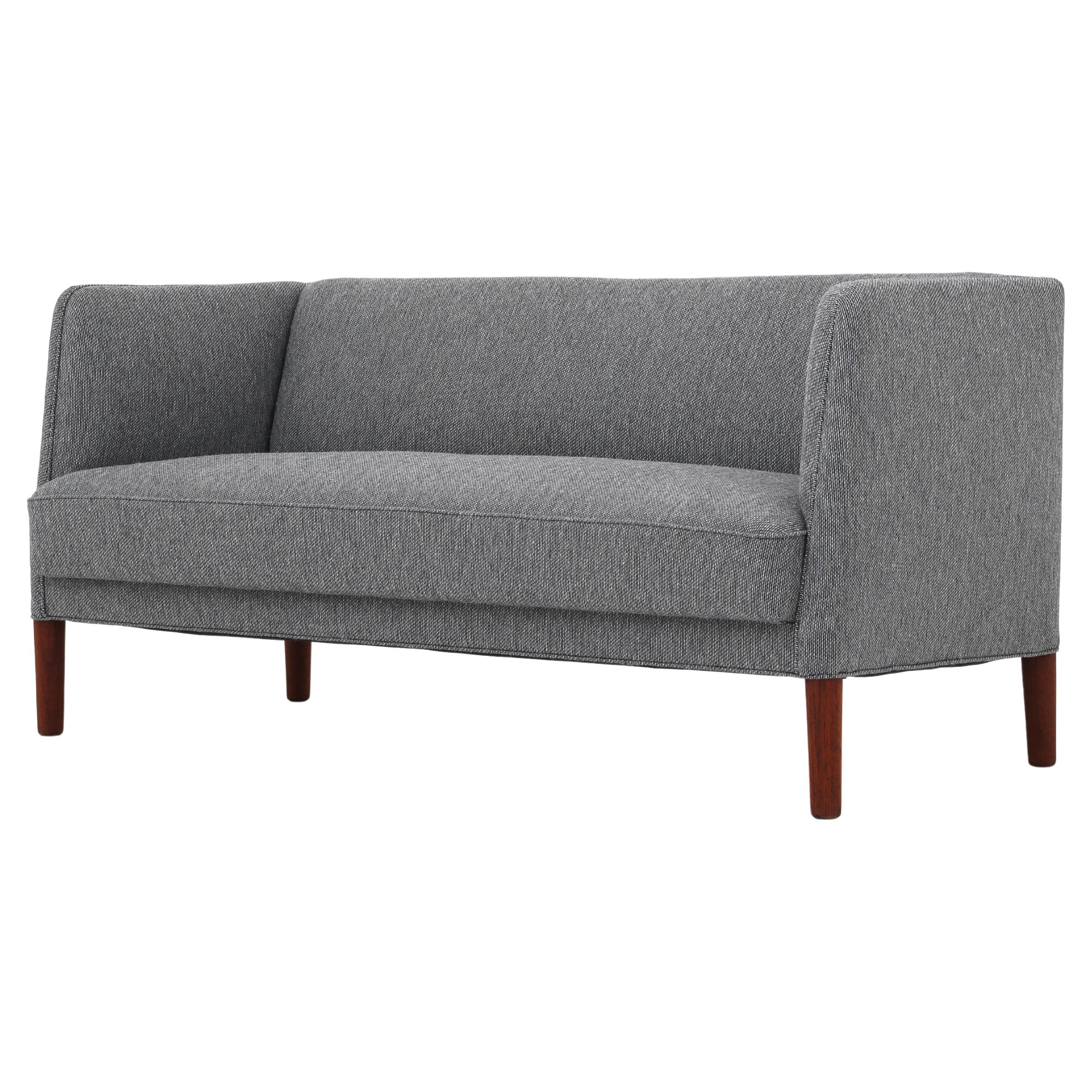 Model 236/3 Sofa - Hans Wegner at 1stDibs
