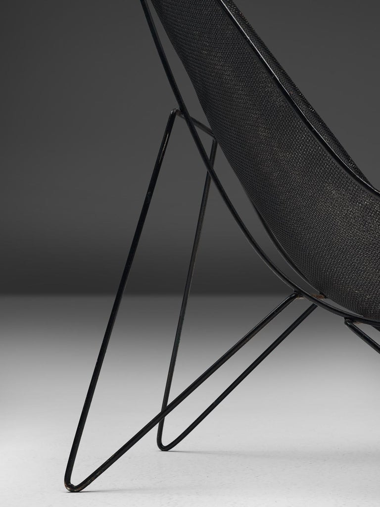 Sol Bloom Grand Patio Scoop Chair and Table For Sale at 1stDibs