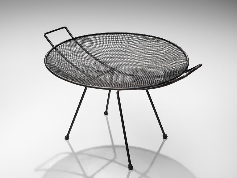 Sol Bloom Grand Patio Scoop Chair and Table For Sale at 1stDibs