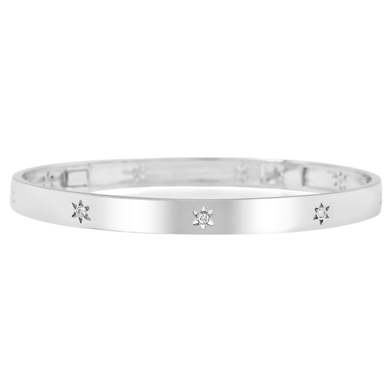 Sole Mio bangle in white gold size 16-17 For Sale at 1stDibs