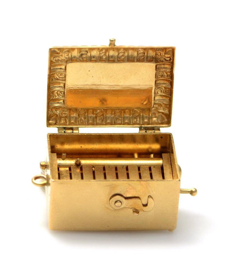 Solid 14 Karat Yellow Gold Music Box Charm / Pendant 7.9g at 1stDibs