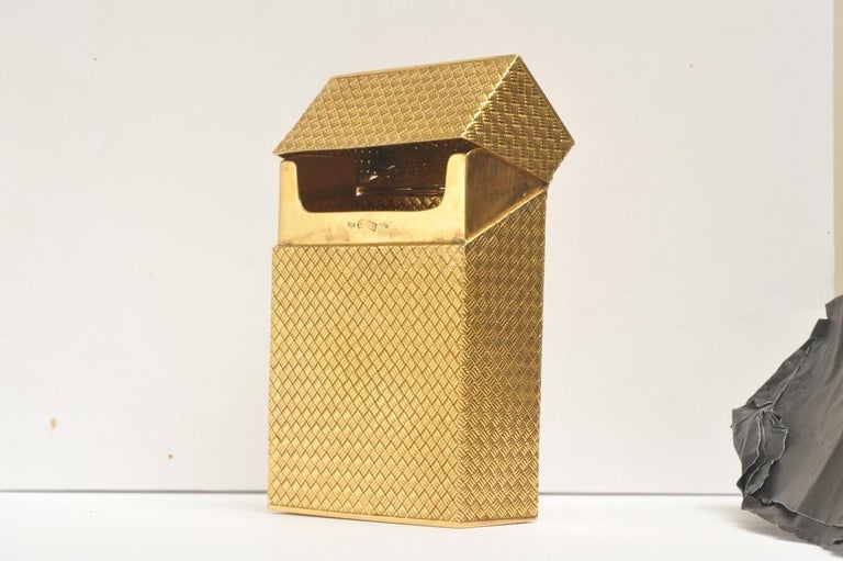 Solid 18 Karat Gold Cigarette Box For Sale at 1stDibs | solid gold ...