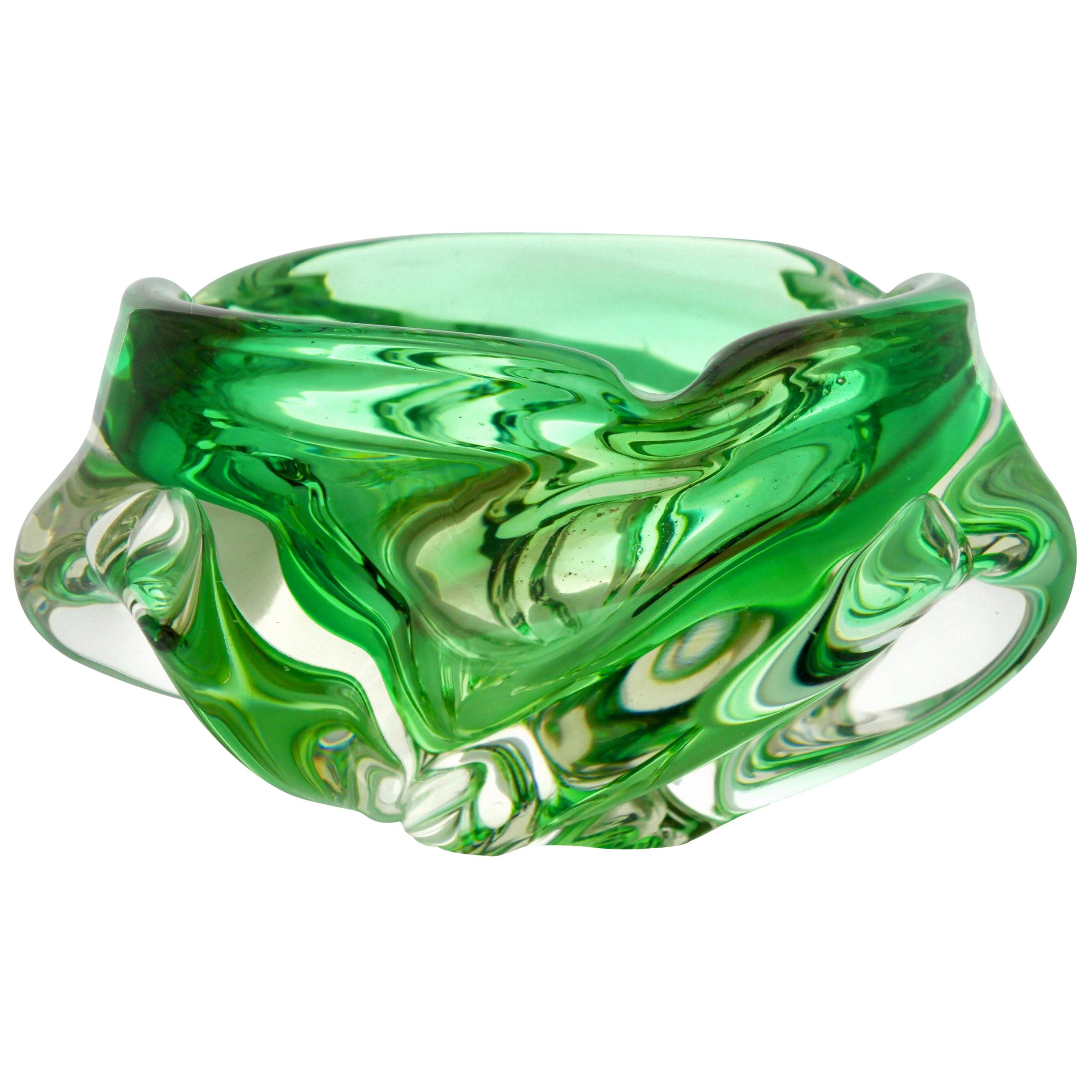 Solid Crystal Biomorphic Bowl with Waves of Bright Green and Sommerso ...