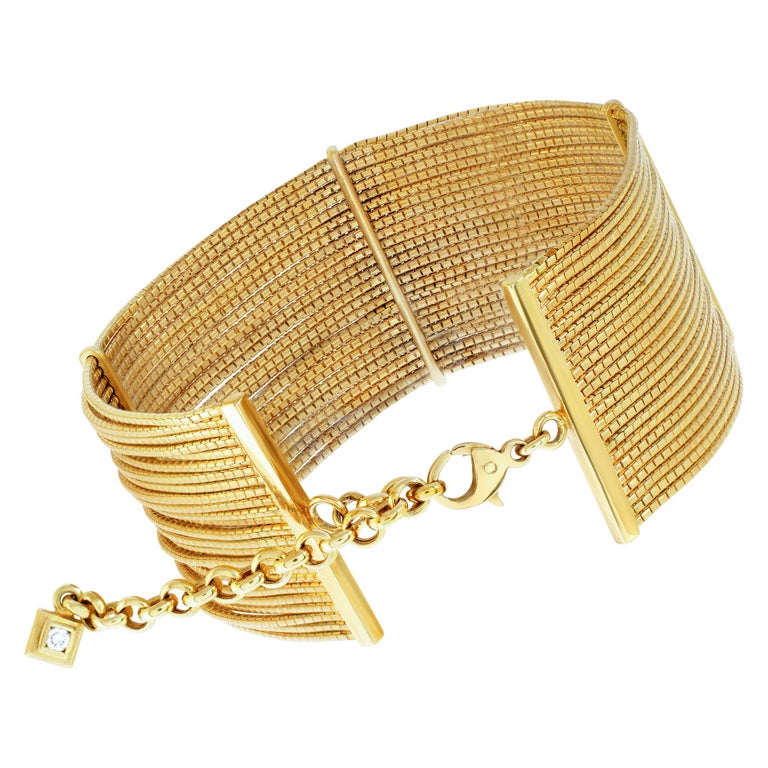 Solid Multi-String Bracelet in 18 Karat Yellow Gold For Sale at 1stDibs