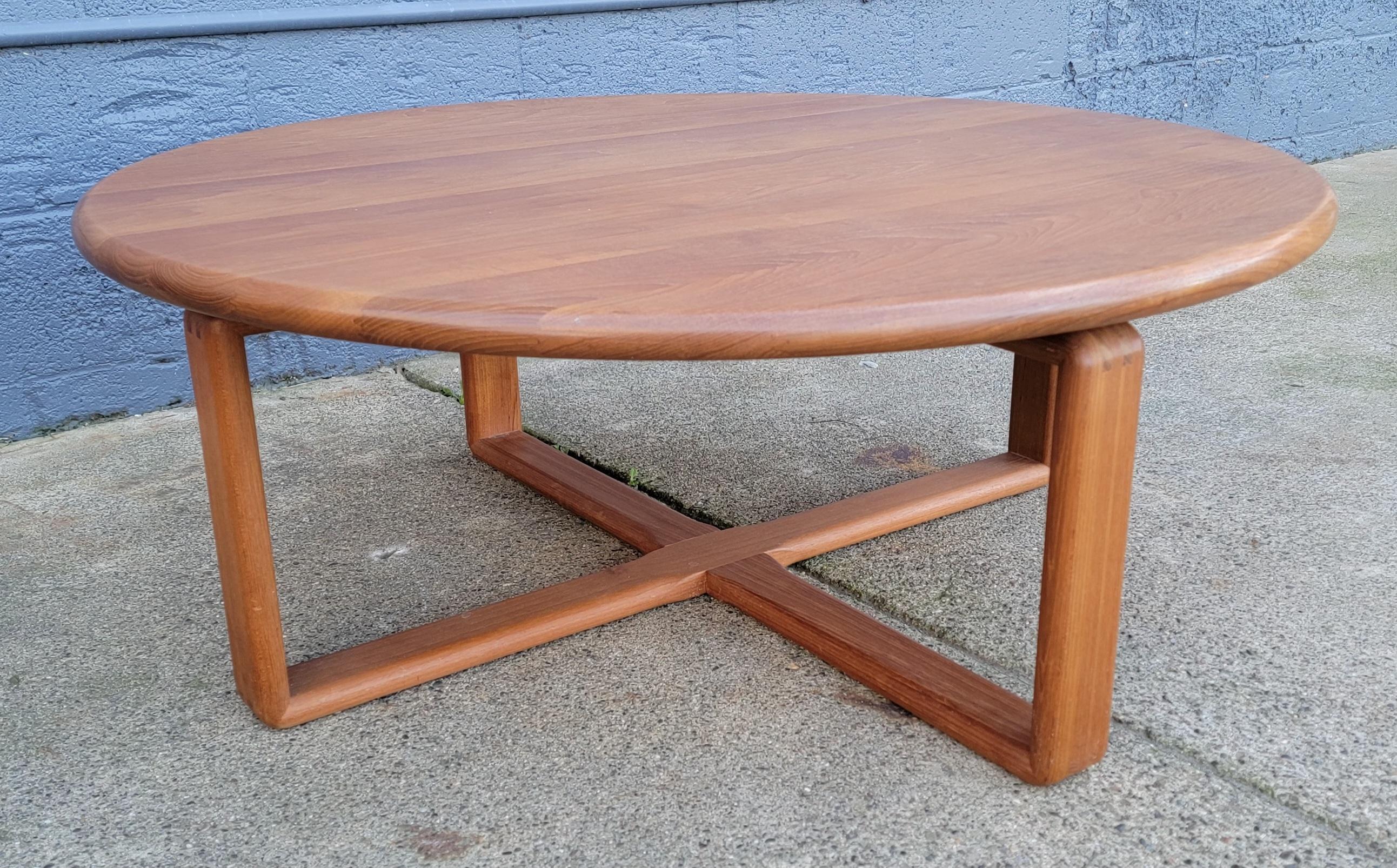 Solid Teak Danish Modern Round Coffee Table at 1stDibs