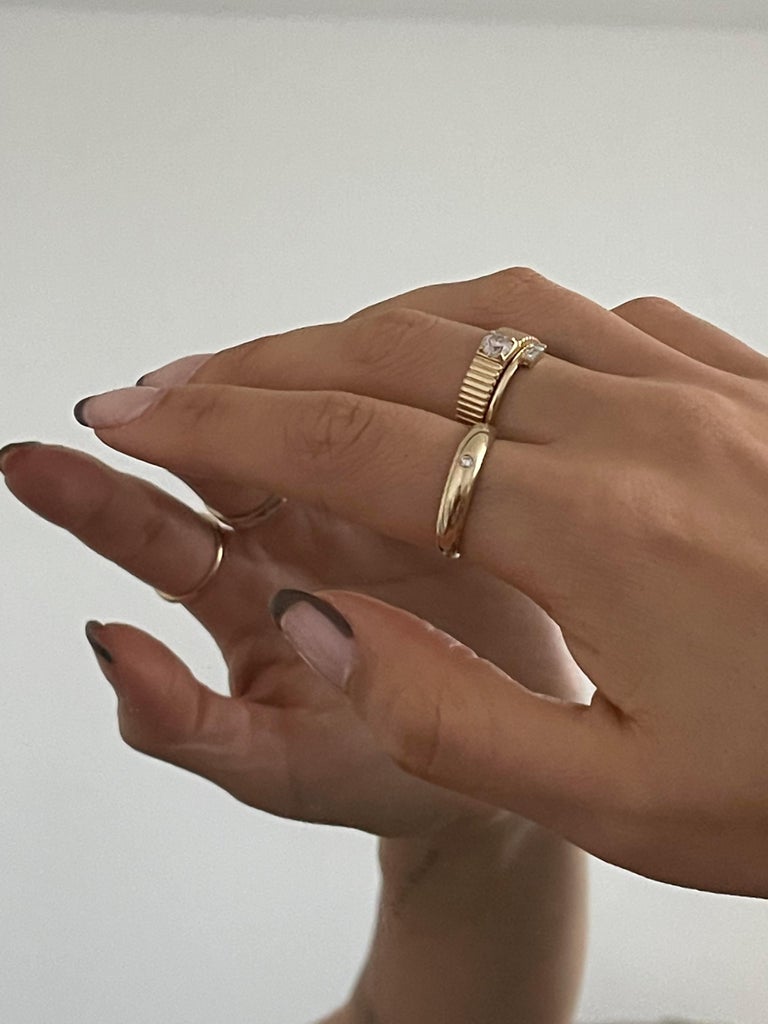 Customizable Solis Ribbed Ring II 14k Solid Yellow Gold 0.5CW Round ...