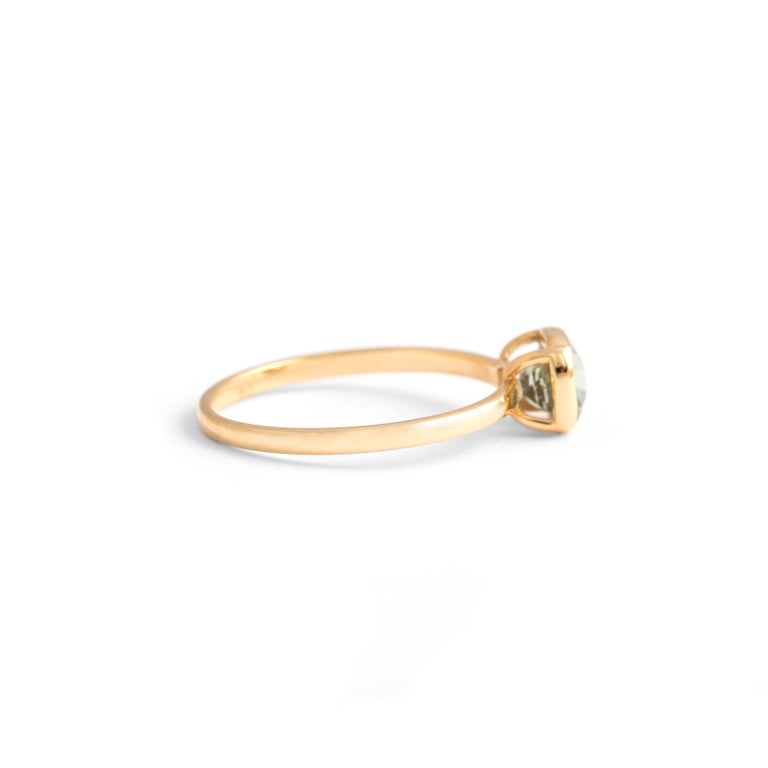 Solitaire 18k Yellow Gold Ring For Sale at 1stDibs