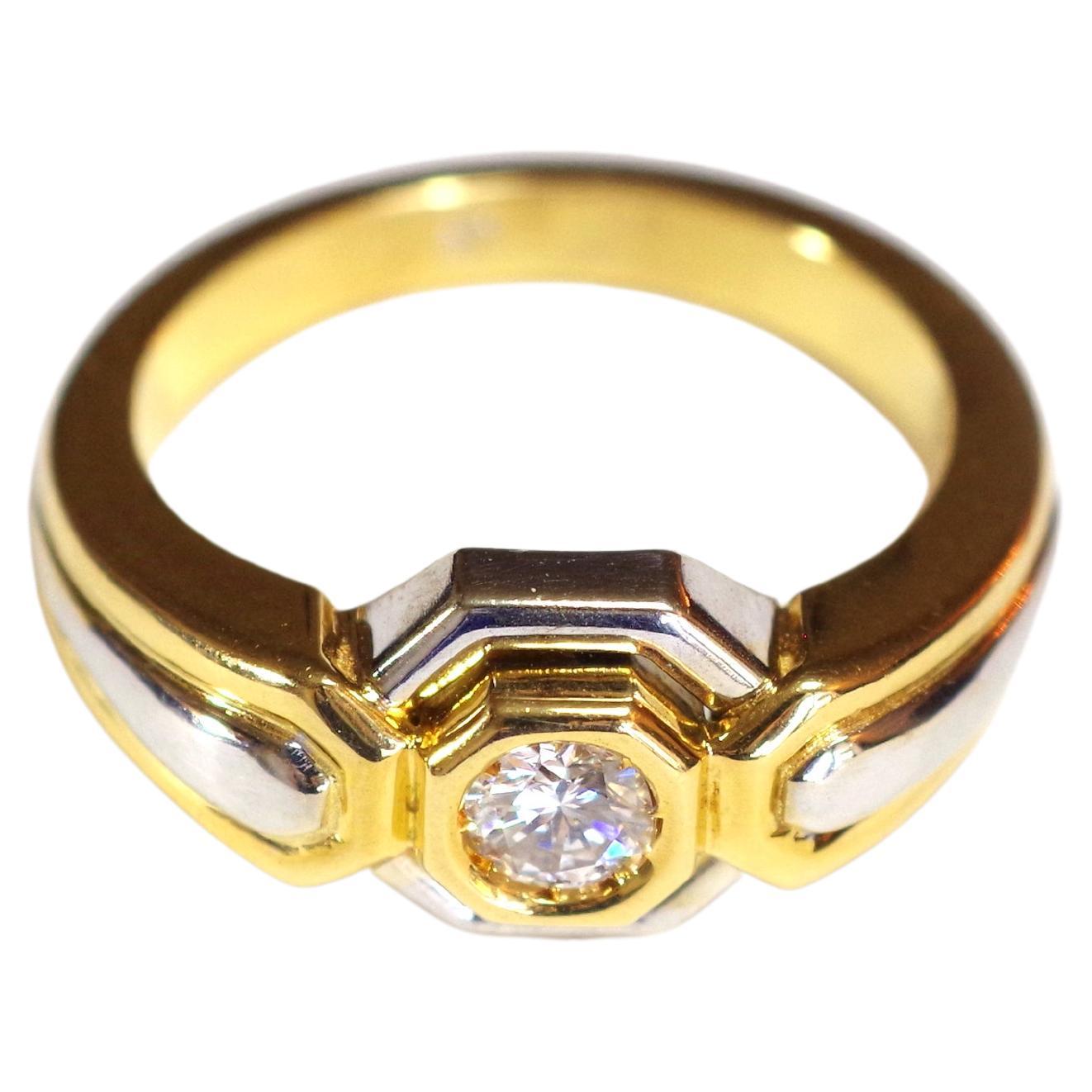Contemporary Pre-Owned 0.70 Carat Diamond Solitaire Ring, Yellow Gold ...