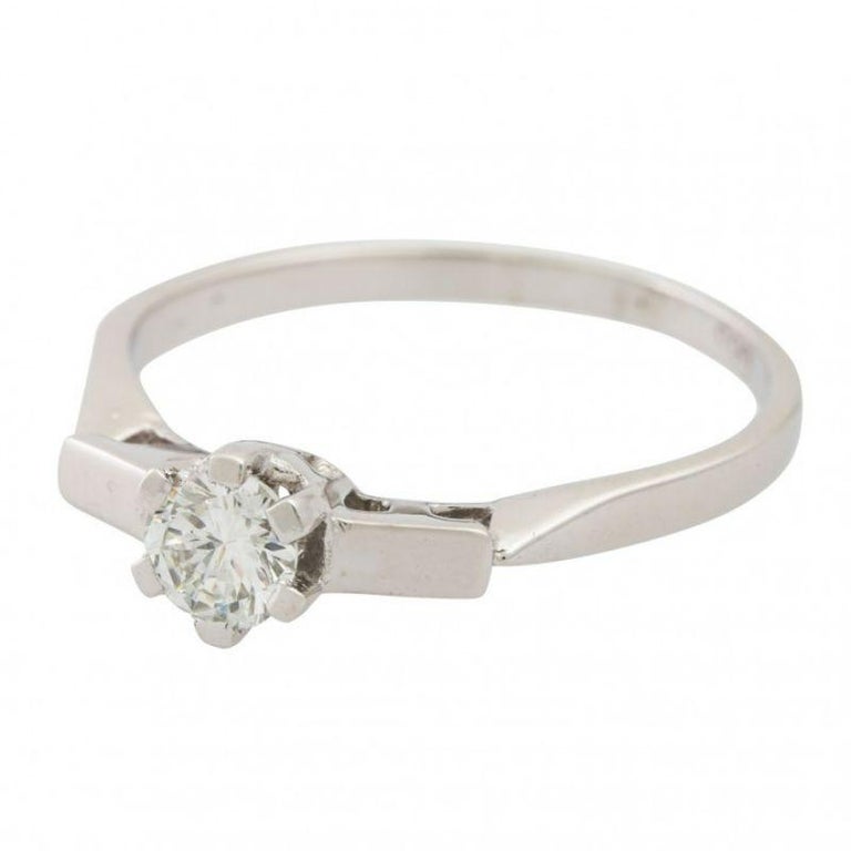 Solitaire Ring with Brilliant For Sale at 1stDibs