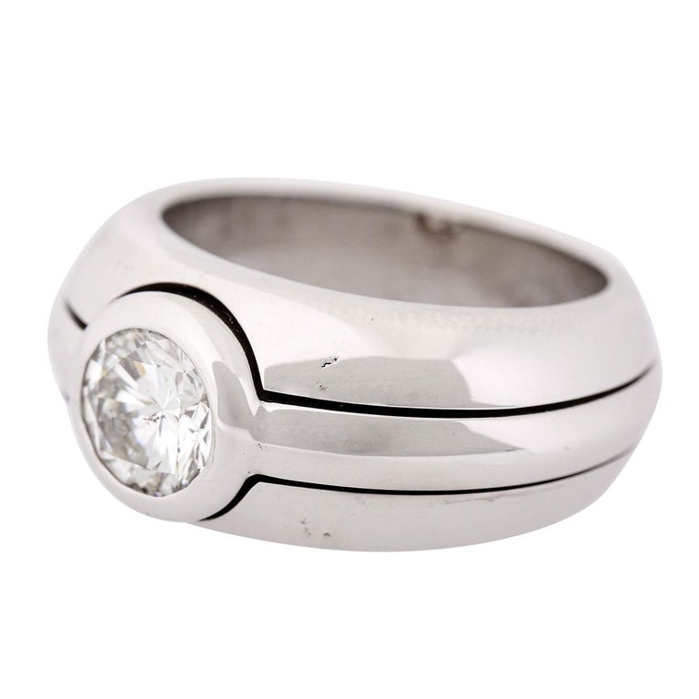 Solitaire Ring with Brilliant For Sale at 1stDibs
