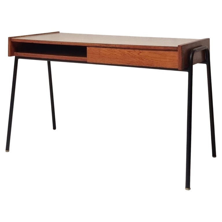 Bureau Sonacotra de Pierre Guariche - Chêne et métal, vers 1956 - En ...