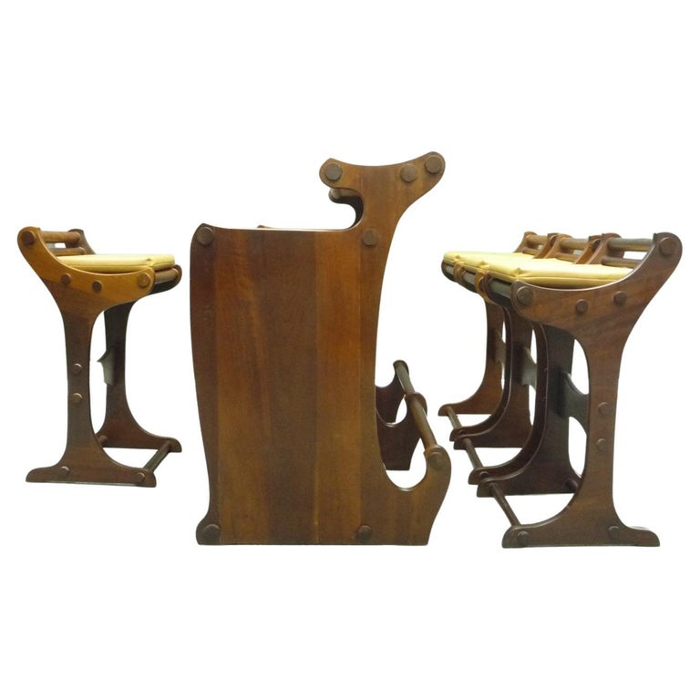 South African Home Bar and Stools 1960s En vente sur 1stDibs