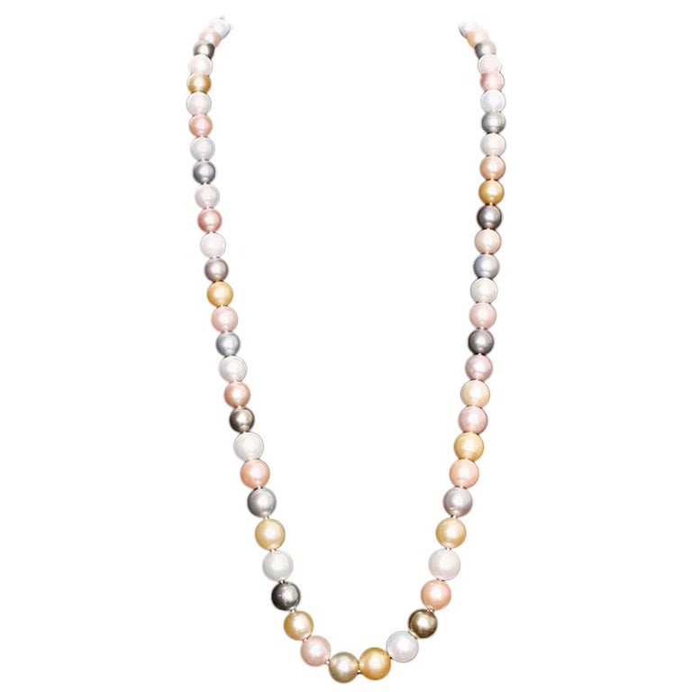 South Sea Multi-Color Pearl Necklace with Diamond Clasp For Sale at 1stDibs