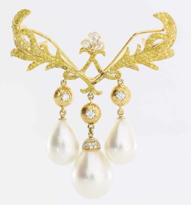 Autore South Sea Pearl Yellow Gold and Diamond Enhancer For Sale at 1stDibs