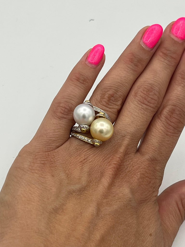 South Sea Pearls Ring Diamond 18 K For Sale at 1stDibs