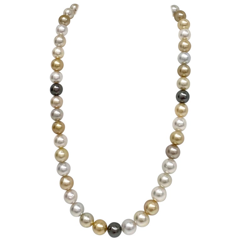 Südsee-Weiß- und Gold- und Tahiti-Perlenkette mit Gold im Angebot bei ...