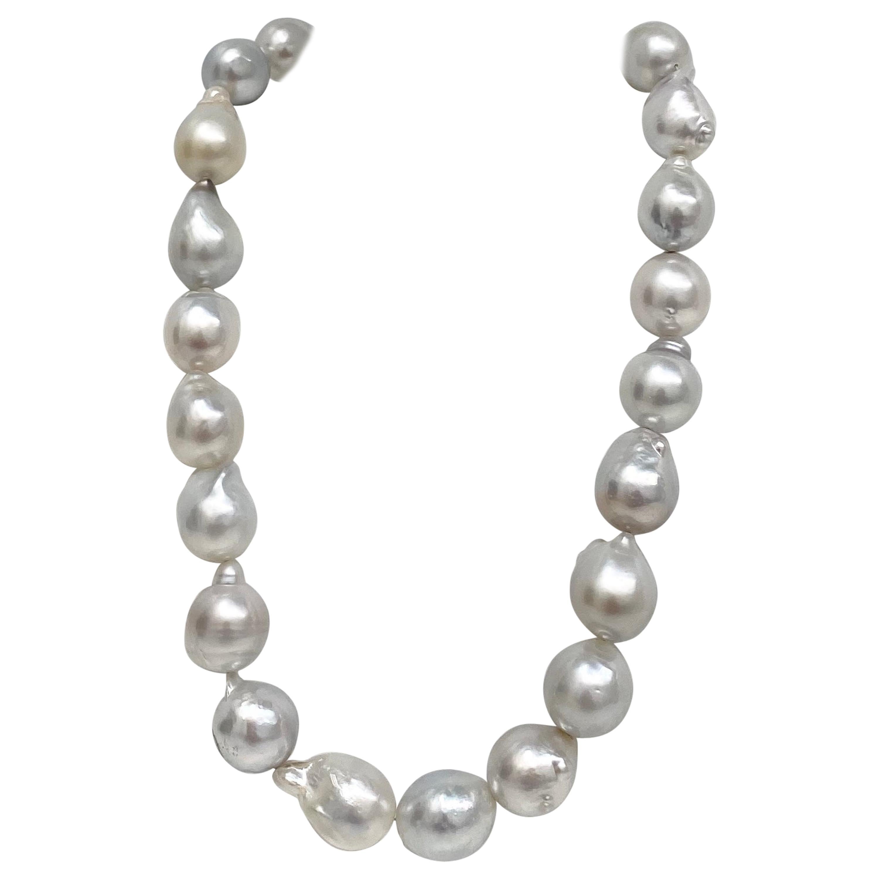 New South Sea Baroque Pearl with Silver Magnetic Clasp For Sale at ...