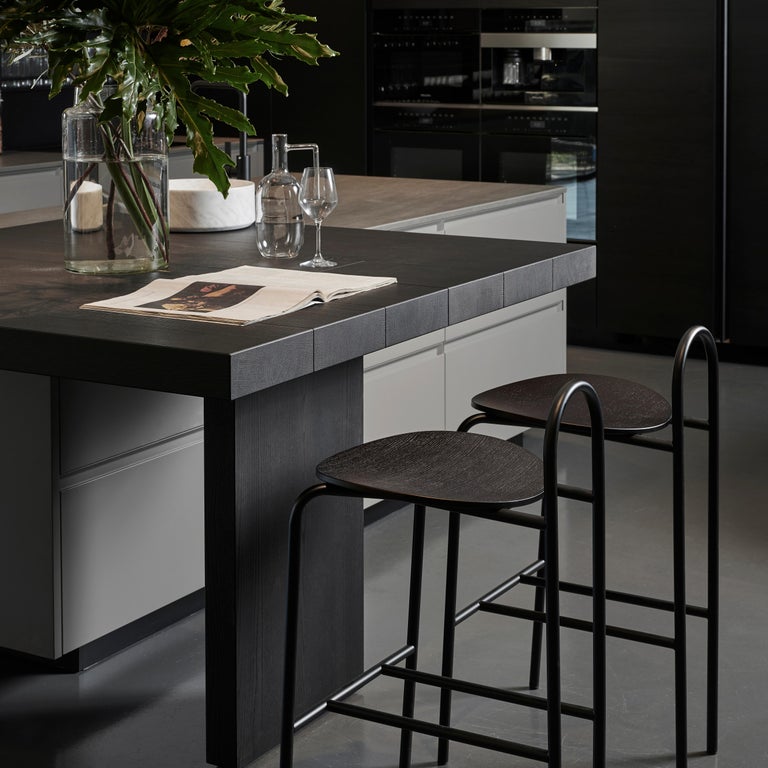 SP01 Michelle Hocker mit hoher Stange aus Eschenholz, Made in Italy im ...