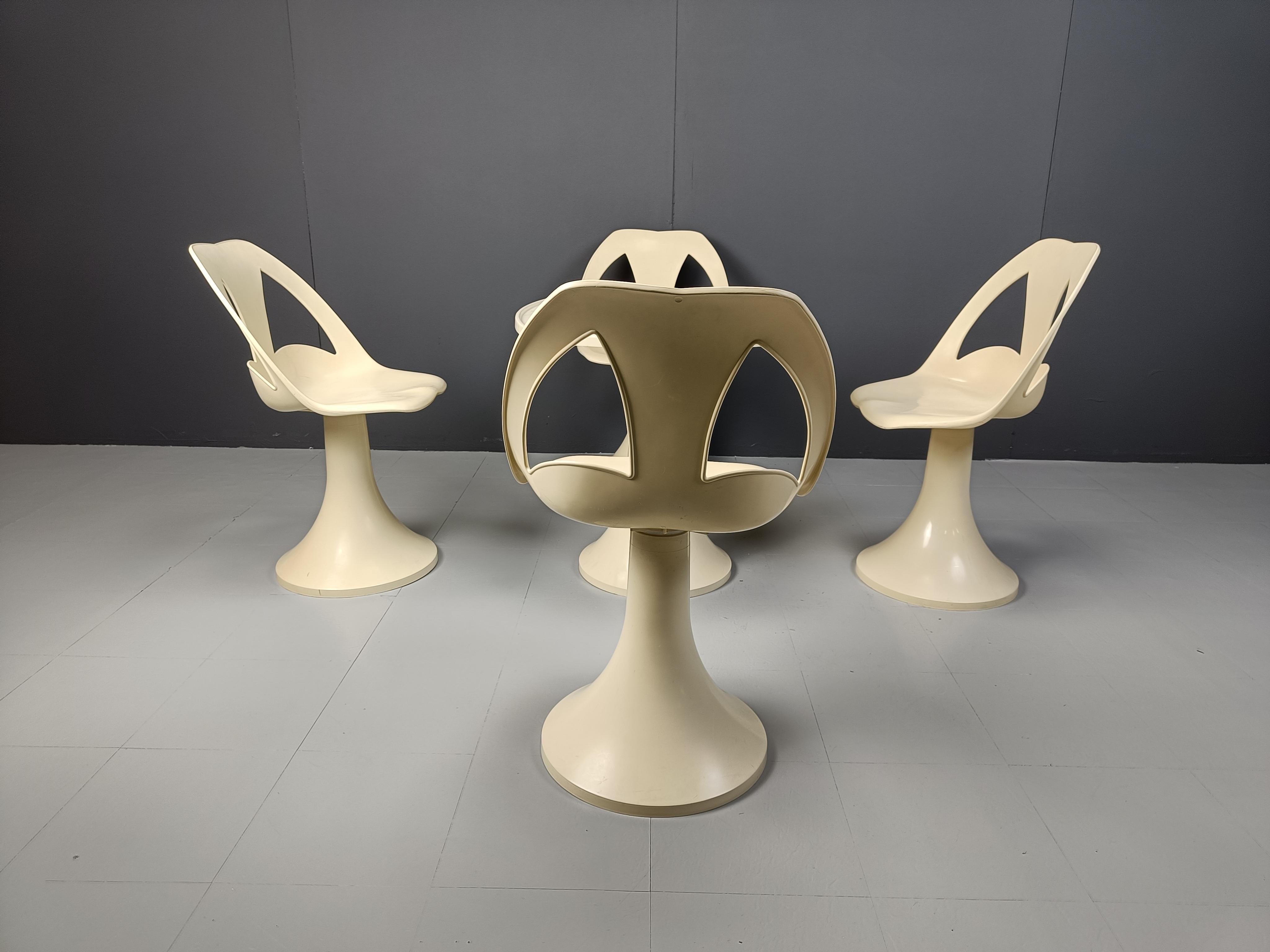 Space age dining set, 1960s For Sale at 1stDibs