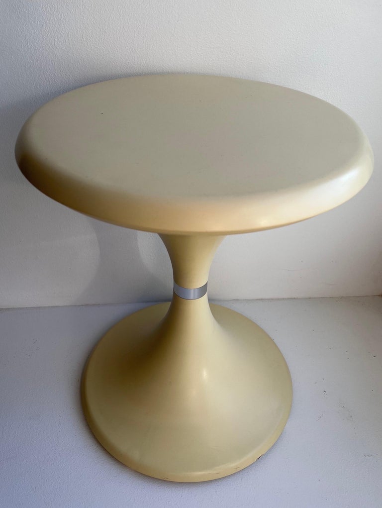 Space Age End Table / Stool in the Style of I. Gardella and A. Castelli ...